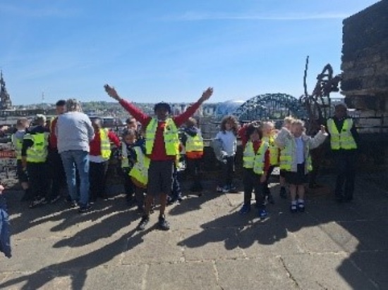 Bede Community Primary School - Castles amp Knights